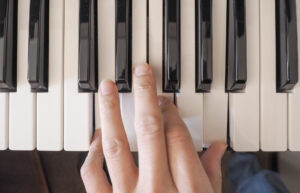 How to Memorize Piano Chords - 9 Tips for Beginners